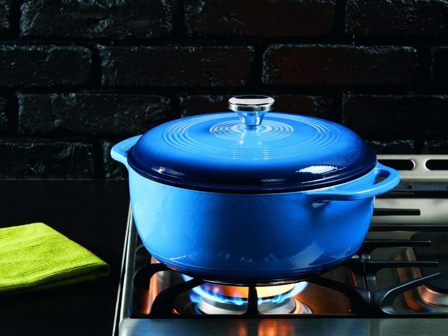 5 Best Cast Iron Soup Pot - On your stove and your table - Tool Box