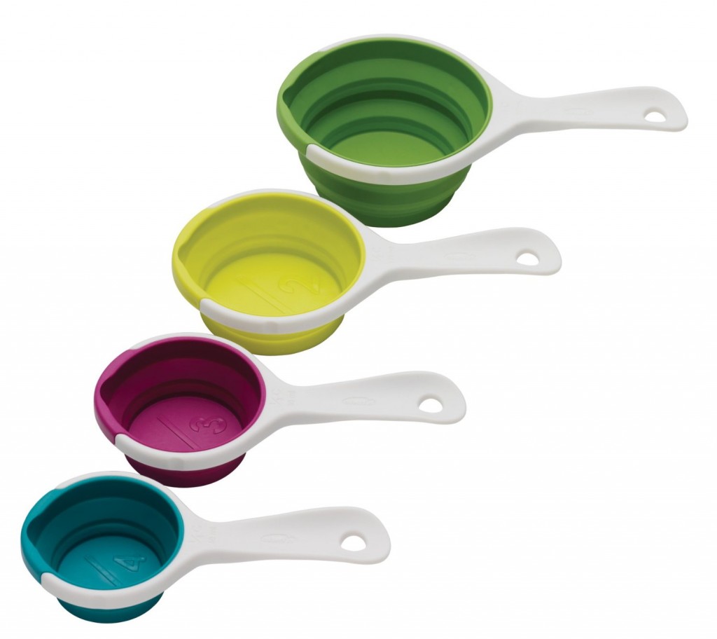 5 Best Collapsible Measuring Cups - Save space while adding life to ...